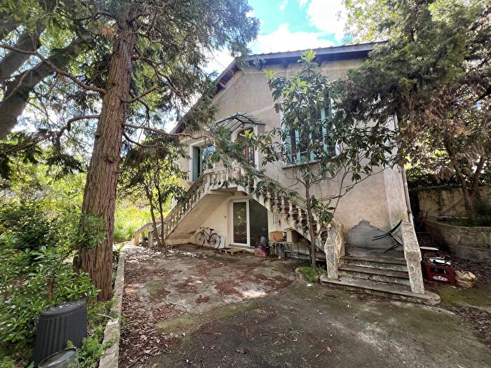 Maison à vendre - Nîmes, Montaury - 5 pièces - 3 chambres