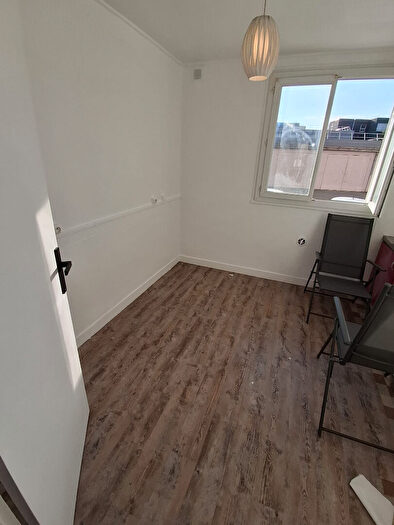 Caluire-et-Cuire, Margnolles, Rhône : Appartement 3 pièces à louer