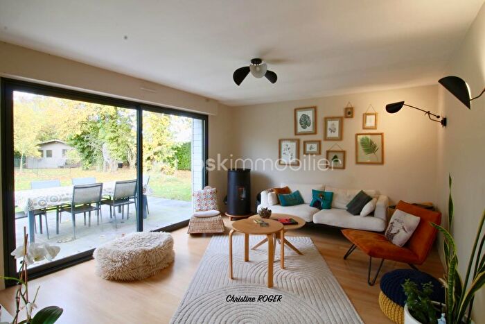 Maison 8 pièces à vendre à Camphin-en-Pévèle
