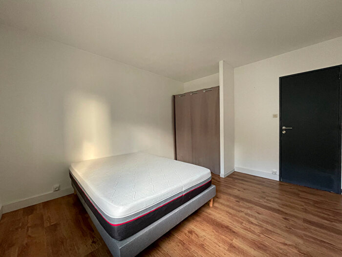 Appartement à louer - Quartiers Nord-Ouest, Villejean - 4 pièces - 1 chambre