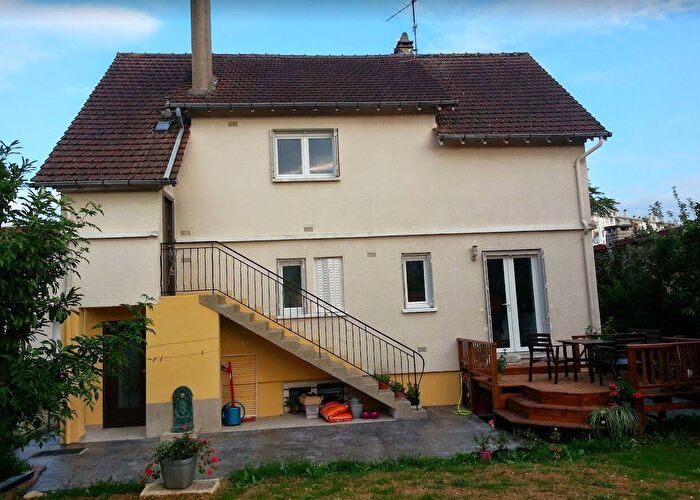 Maison à louer - Auxerre - 6 pièces - 4 chambres