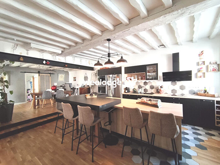 Maison à vendre - Moisson - 7 pièces - 5 chambres