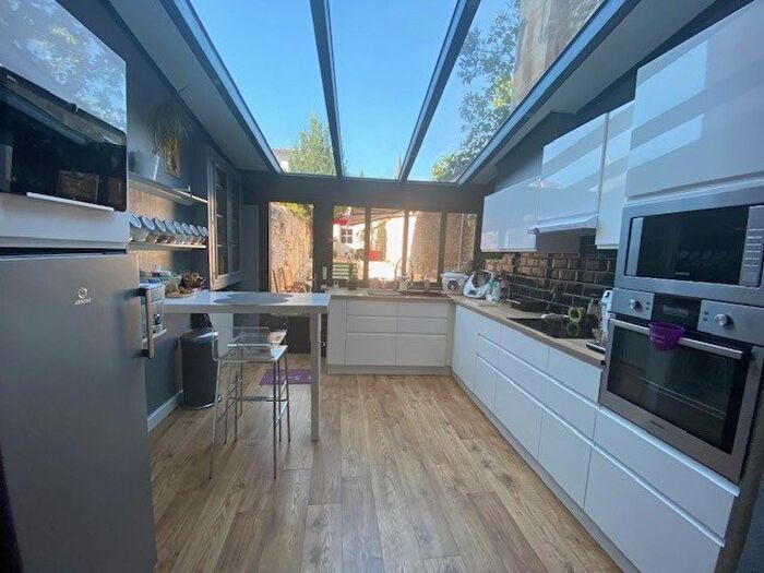 Maison à vendre - Niort, Centre-ville - 7 pièces - 5 chambres