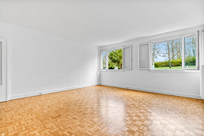 Appartement 5 pièces à Ville-d'Avray, à louer