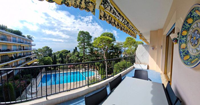 Appartement à louer - Cap-dAil - 4 pièces - 3 chambres