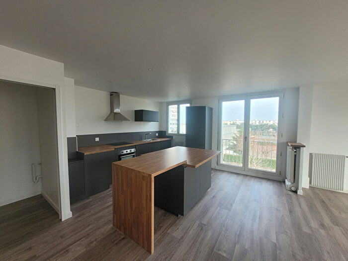 Appartement 3 pièces à Tours, Rives du Cher, à louer