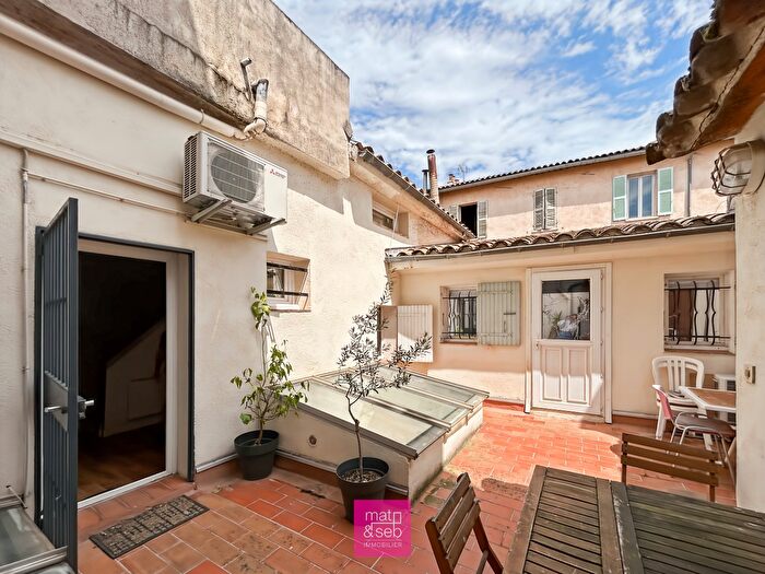 Appartement 2 pièces à Aix-en-Provence, Centre-ville, à vendre