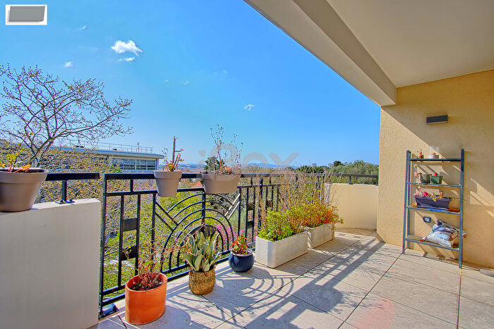 Appartement à vendre - Toulon, Darboussèdes - 3 pièces - 2 chambres