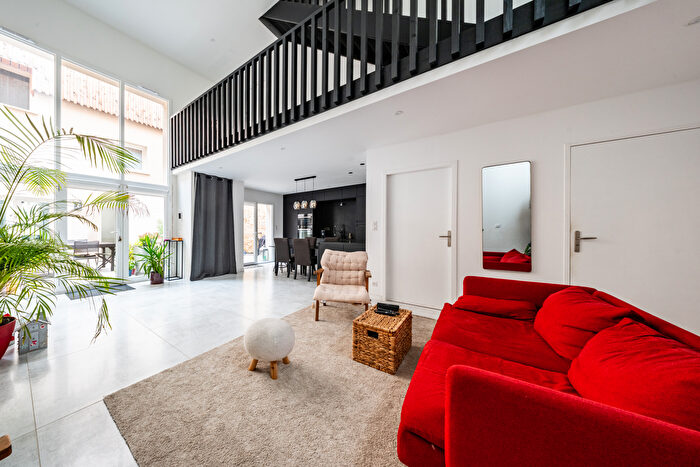 Maison à vendre - Dijon, Clémenceau, Gare, Porte Neuve - 10 pièces - 7 chambres