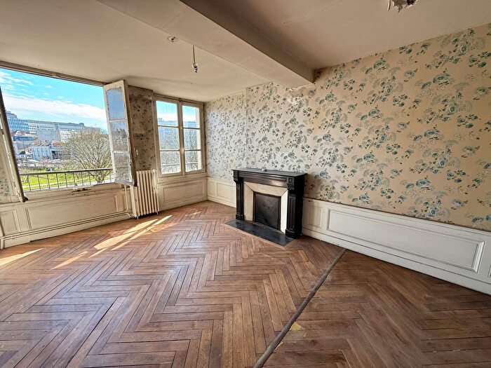 Appartement 2 pièces à Nantes, Centre-ville, à vendre
