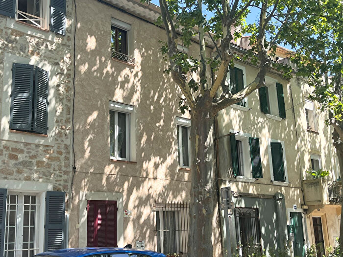 Maison 8 pièces à vendre à Puget-Ville