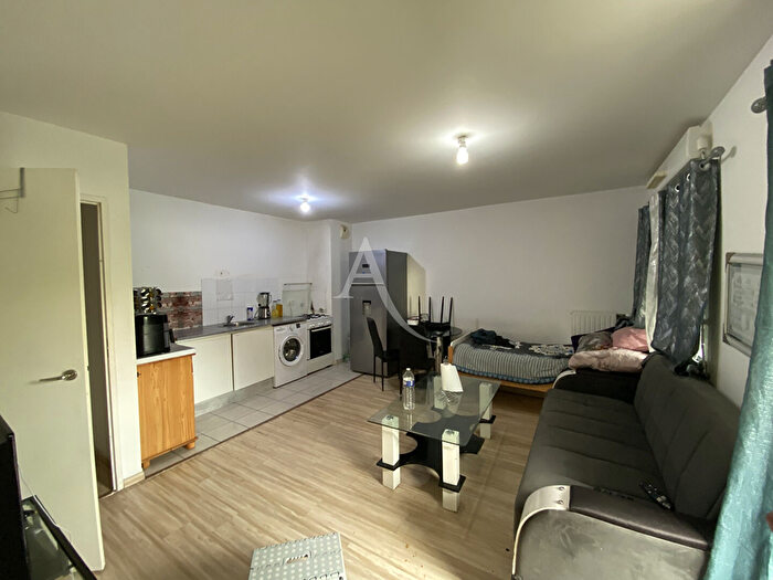 Appartement à vendre - Bobigny, La Folie - 2 pièces - 1 chambre