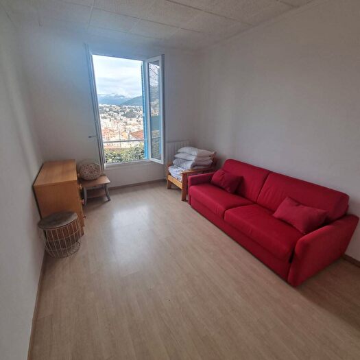 Appartement à louer - Nice - 3 pièces - 2 chambres