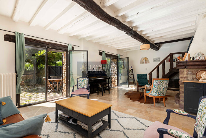 Saint-Cyr-lécole : Maison 7 pièces à vendre