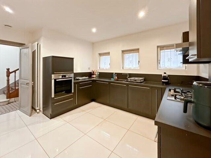 Maison à louer - Châteauneuf-sur-Loire - 3 pièces - 2 chambres