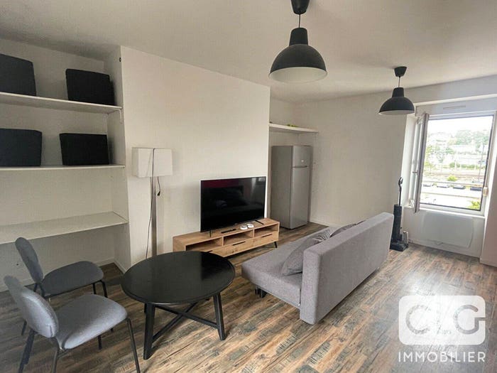 Centre Ville, Quimper : Appartement 1 pièce à louer