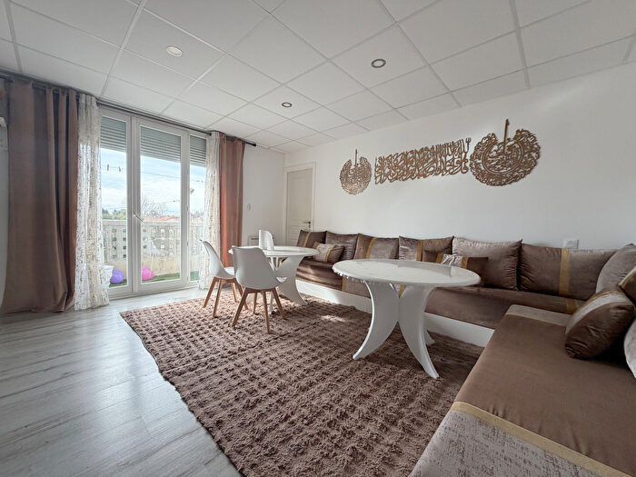 Appartement à vendre - Le Pontet, Réal Panier - 3 pièces - 2 chambres