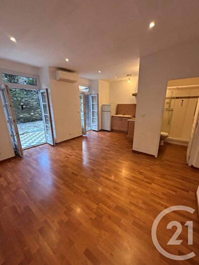 Appartement à louer - Bastia, Centre-ville, Cardo - 3 pièces - 2 chambres