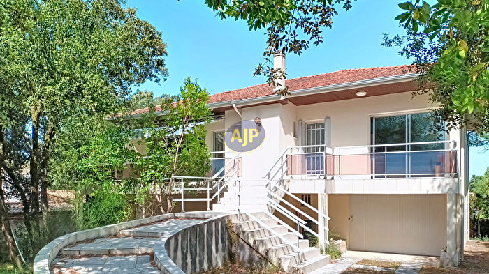 Soulac-sur-Mer : Maison 4 pièces à vendre