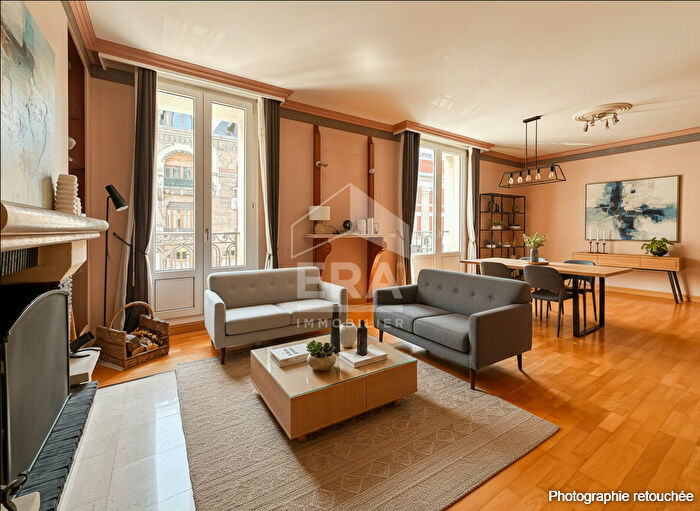 Appartement à vendre - Reims, Centre-ville - 5 pièces - 3 chambres