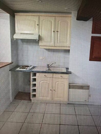 Appartement à louer - Centre, Chateau Thierry - 1 pièce