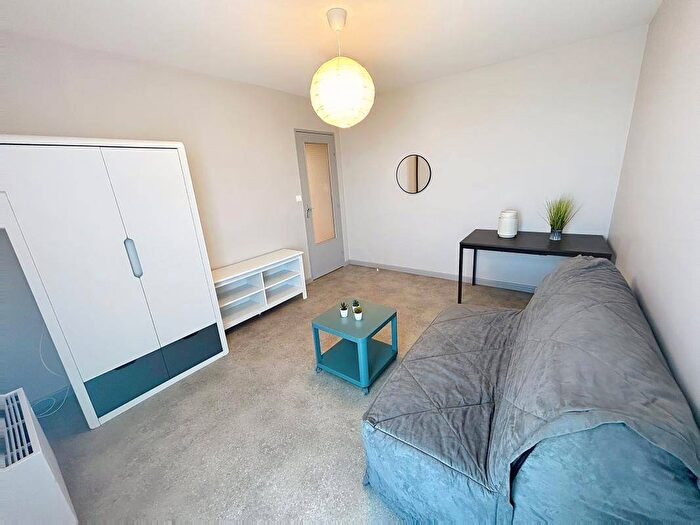 Appartement 1 pièce à louer à Dufau-Tourasse, Pau
