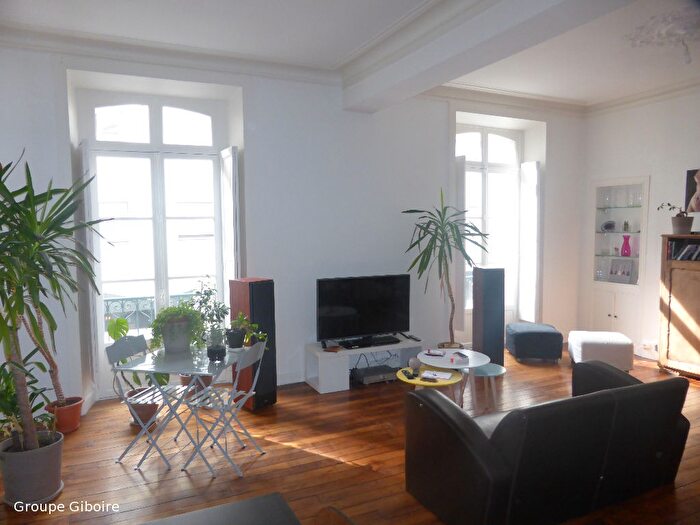 Appartement 3 pièces à louer à Quartiers Centre, Centre-ville
