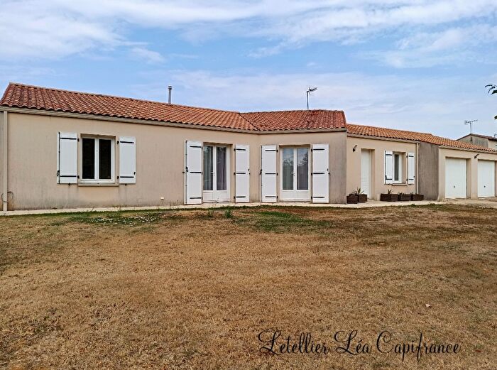 Saint-Gelais : Maison 7 pièces à vendre