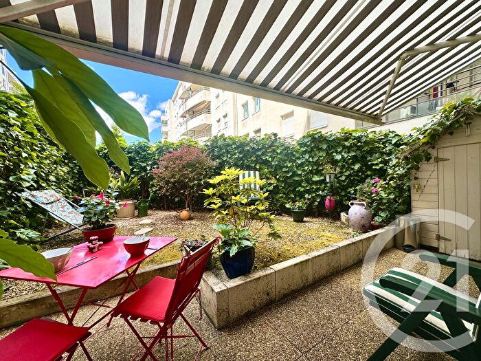 Villeurbanne, Gratte Ciel - Appartement 3 pièces à vendre