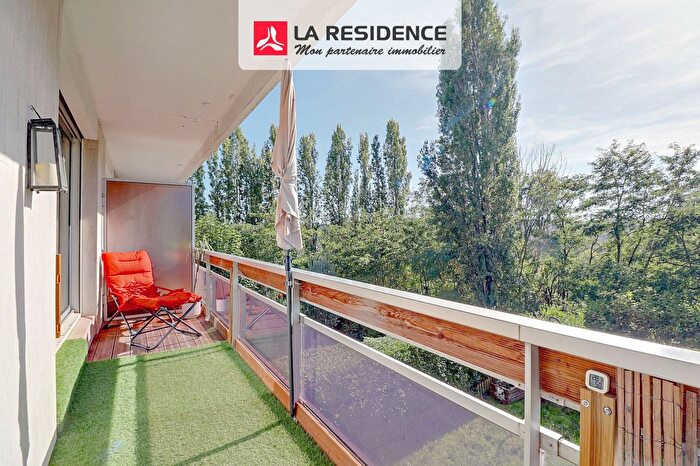 Appartement à vendre - Mareil-Marly - 4 pièces - 2 chambres