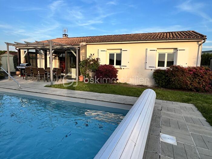 Maison à vendre - Roquefort - 5 pièces - 3 chambres