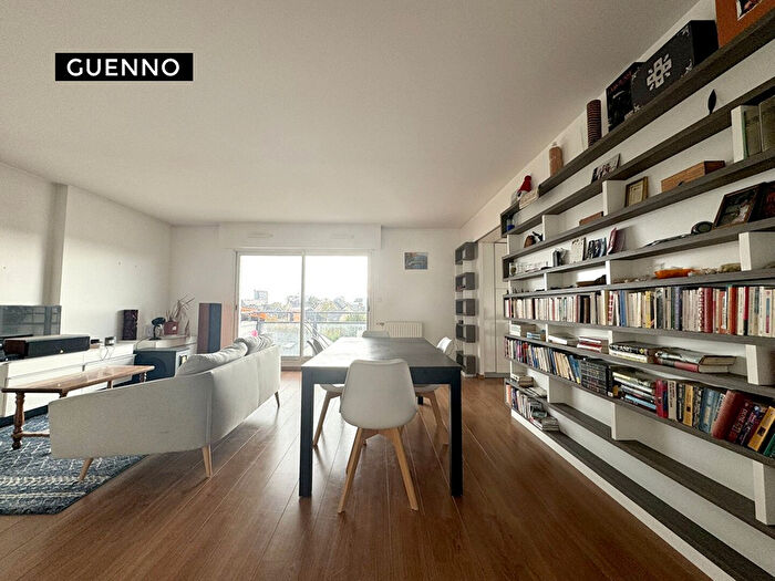 Appartement à louer - Quartiers Sud-Ouest, La Madeleine - 3 pièces - 2 chambres