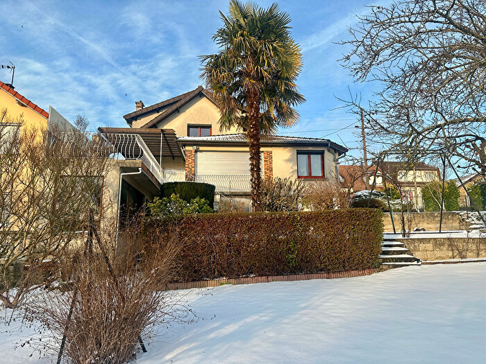 Maison à vendre - Gagny, Plateau, Franceville - 6 pièces - 3 chambres