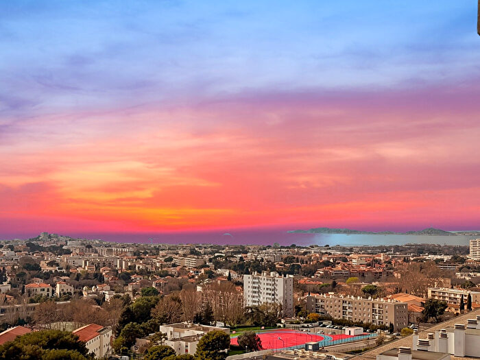 Appartement à vendre - Marseille e , Mazargues - 3 pièces - 2 chambres