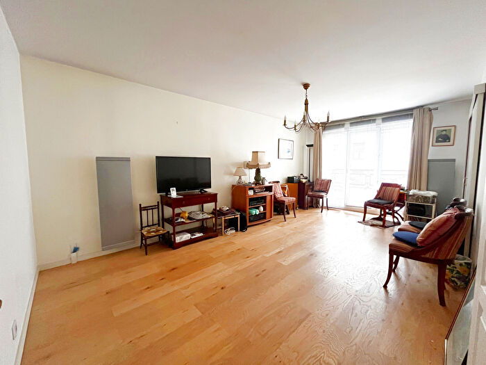 Appartement 4 pièces à Le Plessis-Trévise, Centre-ville, Orly Parc, à vendre