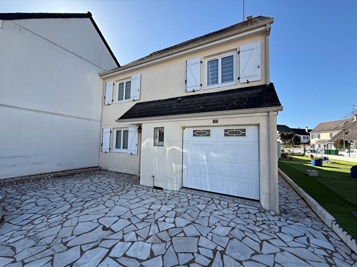 Maison à vendre - Joué-lès-Tours, Vallée Violette, Grande Bruère - 6 pièces - 4 chambres