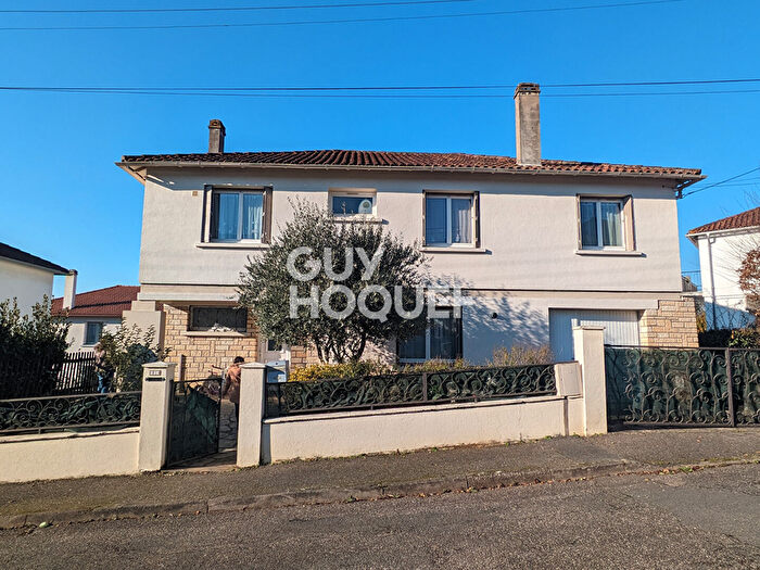 Maison à vendre - Cahors, Centre-ville - 9 pièces - 7 chambres