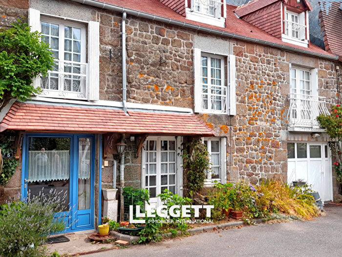 Maison 9 pièces à vendre à La Sauvagère
