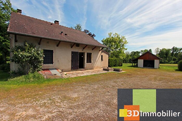 Maison 7 pièces à Chaussin, à vendre