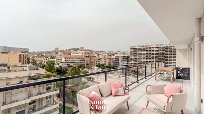 Appartement 5 pièces à vendre à Marseille 8ème, Saint-Giniez