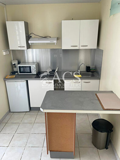 Appartement à louer - Fort-de-France - 2 pièces - 1 chambre