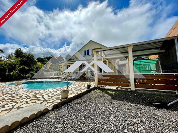 Maison 6 pièces à louer à Petite-Île