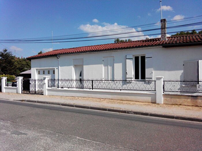 Castelnau-de-Médoc : Maison 3 pièces à louer