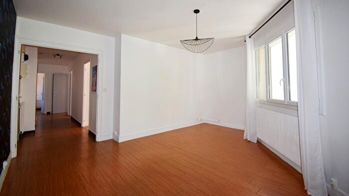Appartement 4 pièces à vendre - Vichy, République