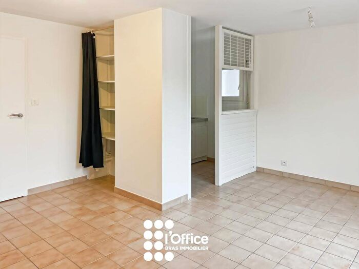 Appartement à louer - Robretières, La Roche-sur-Yon - 1 pièce