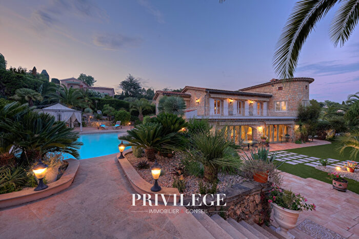 Maison 7 pièces à vendre à Mougins, Font Neuve, Saint-Basile, Fontmerle, Nartassière