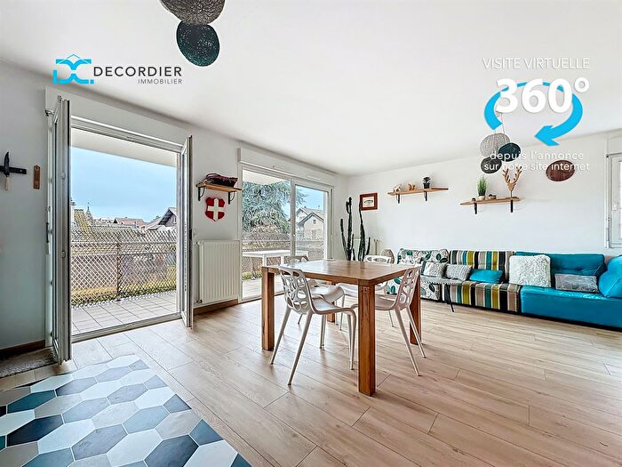 Appartement à vendre - Thonon-les-Bains, Est - 4 pièces - 3 chambres