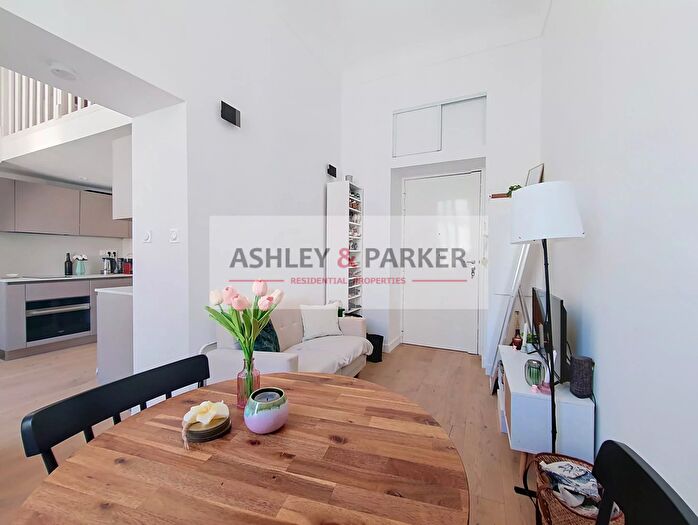 Appartement 2 pièces à Nice, Centre-ville, à vendre