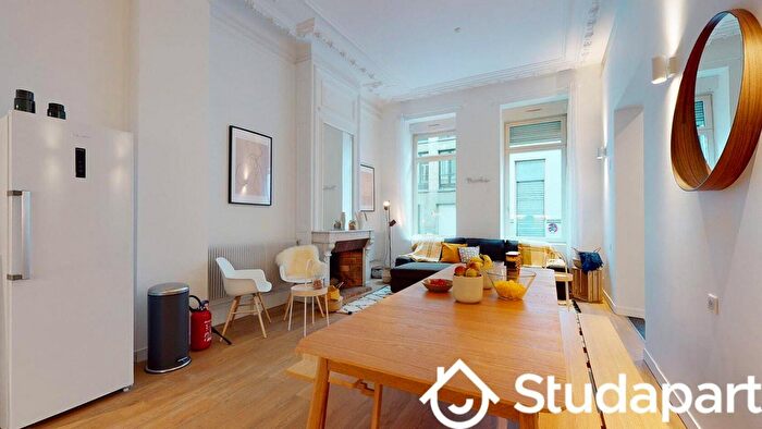 Appartement à louer - Centre, Lille - 1 pièce - 4 chambres