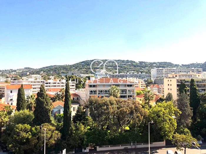 Appartement à vendre - Cannes, Centre-ville - 2 pièces - 1 chambre